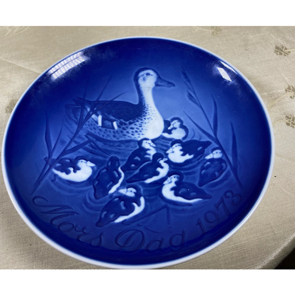 bing and Grandahl | Accents | Lot Of 2 6 Inch Copenhagen Porcelain Bing ...